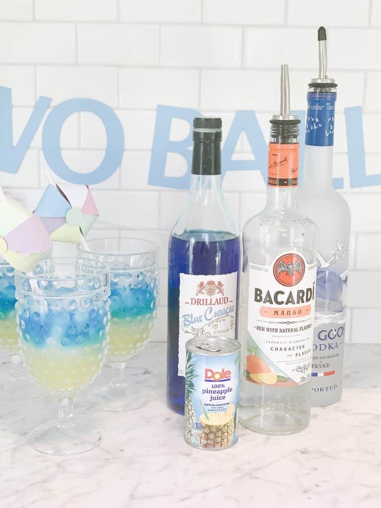 Easy Mango Pineapple Pool Side Cocktail - arinsolangeathome
