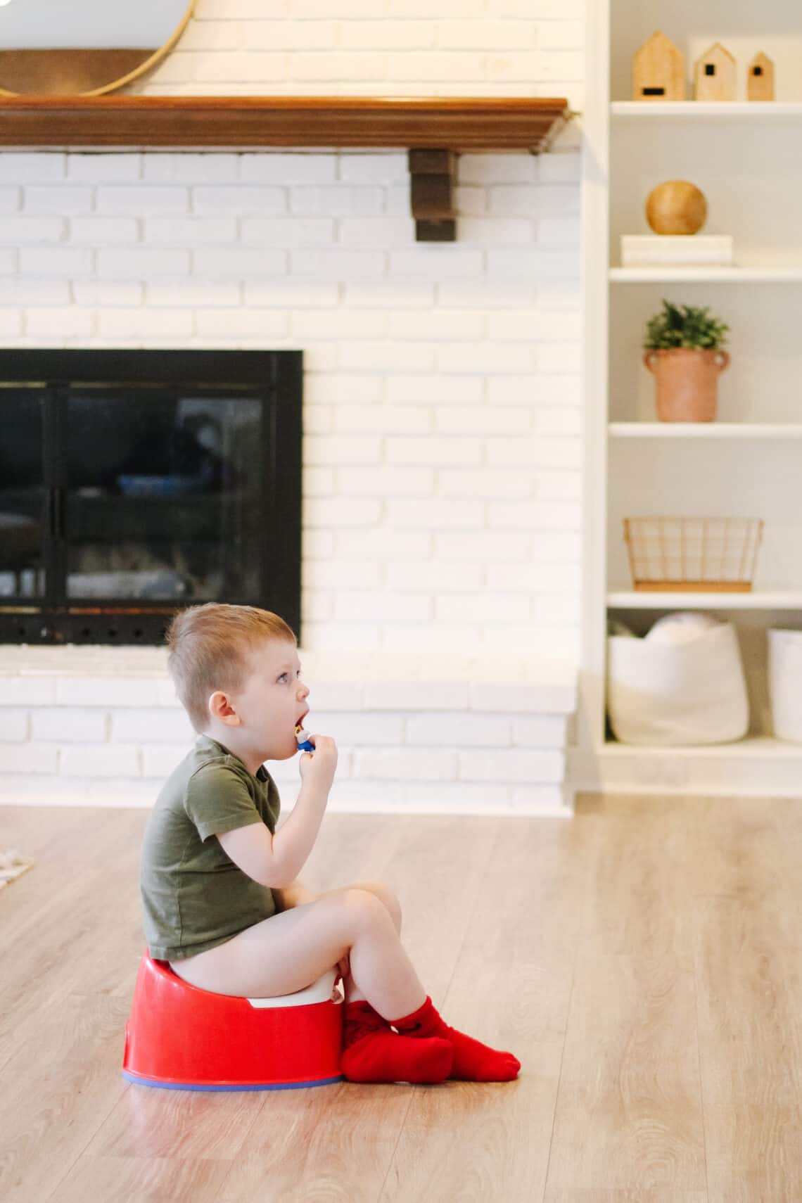 Potty Training Boys Advice - arinsolangeathome