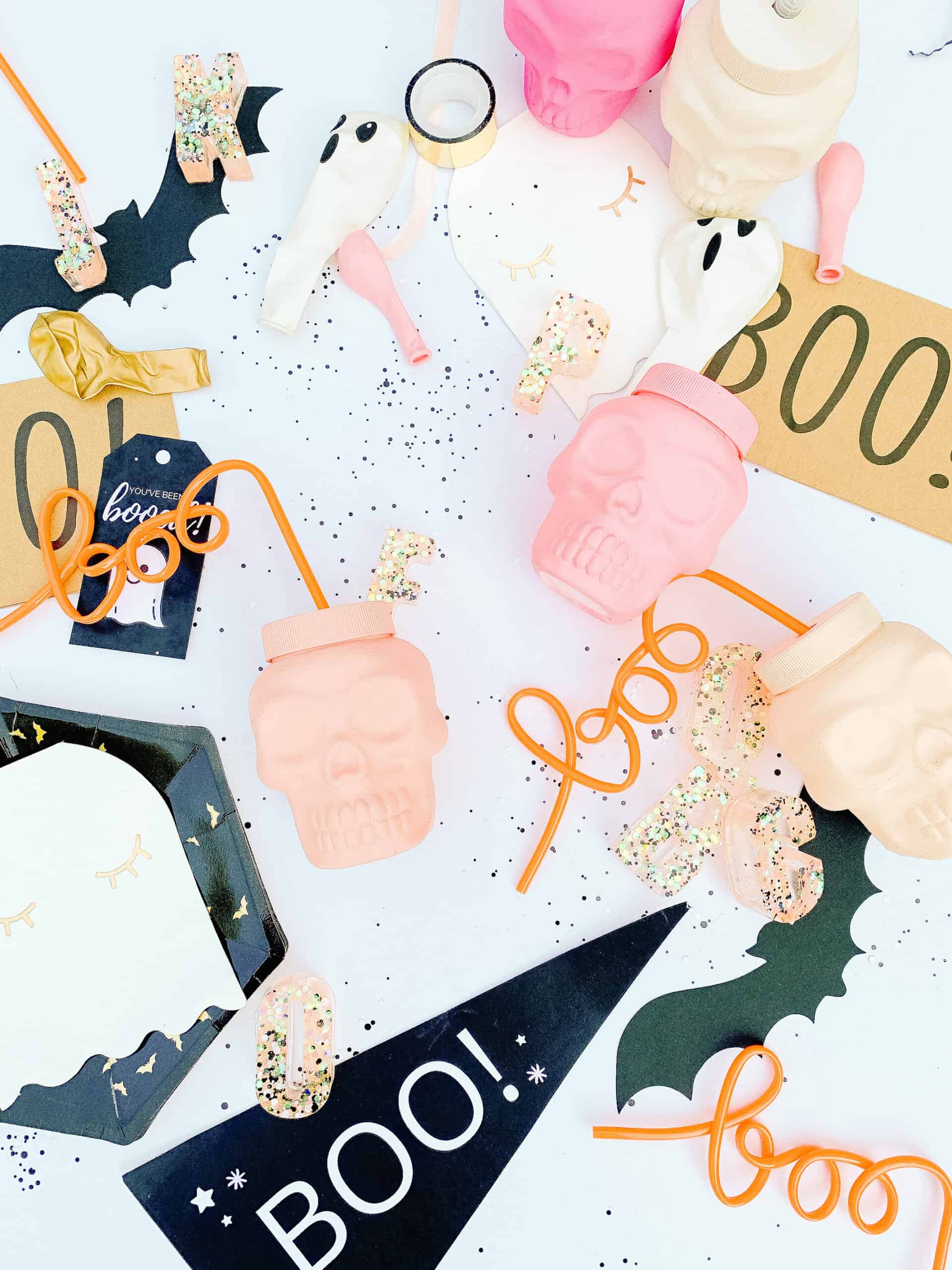 Easy DIY Resin Letters - arinsolangeathome