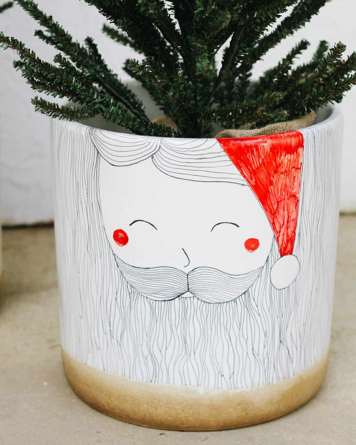 Santa Planter DIY - arinsolangeathome