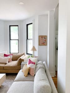 Cozy Family Room with Jonathan Louis Furniture - arinsolangeathome