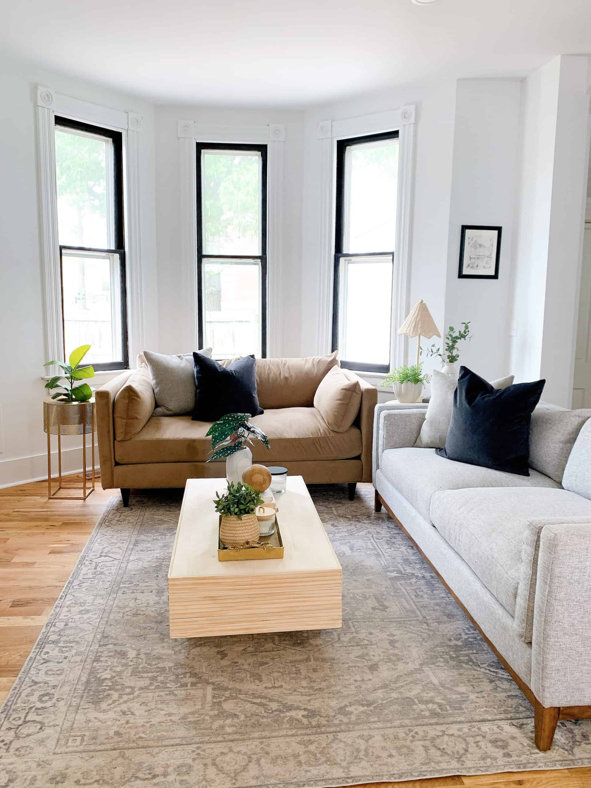 Cozy Family Room with Jonathan Louis Furniture - arinsolangeathome