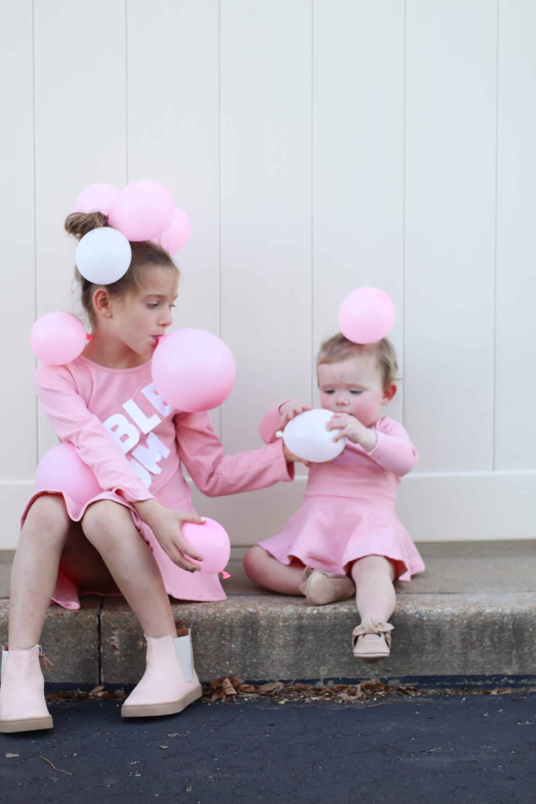 Easy Halloween Costumes for all Ages - arinsolangeathome