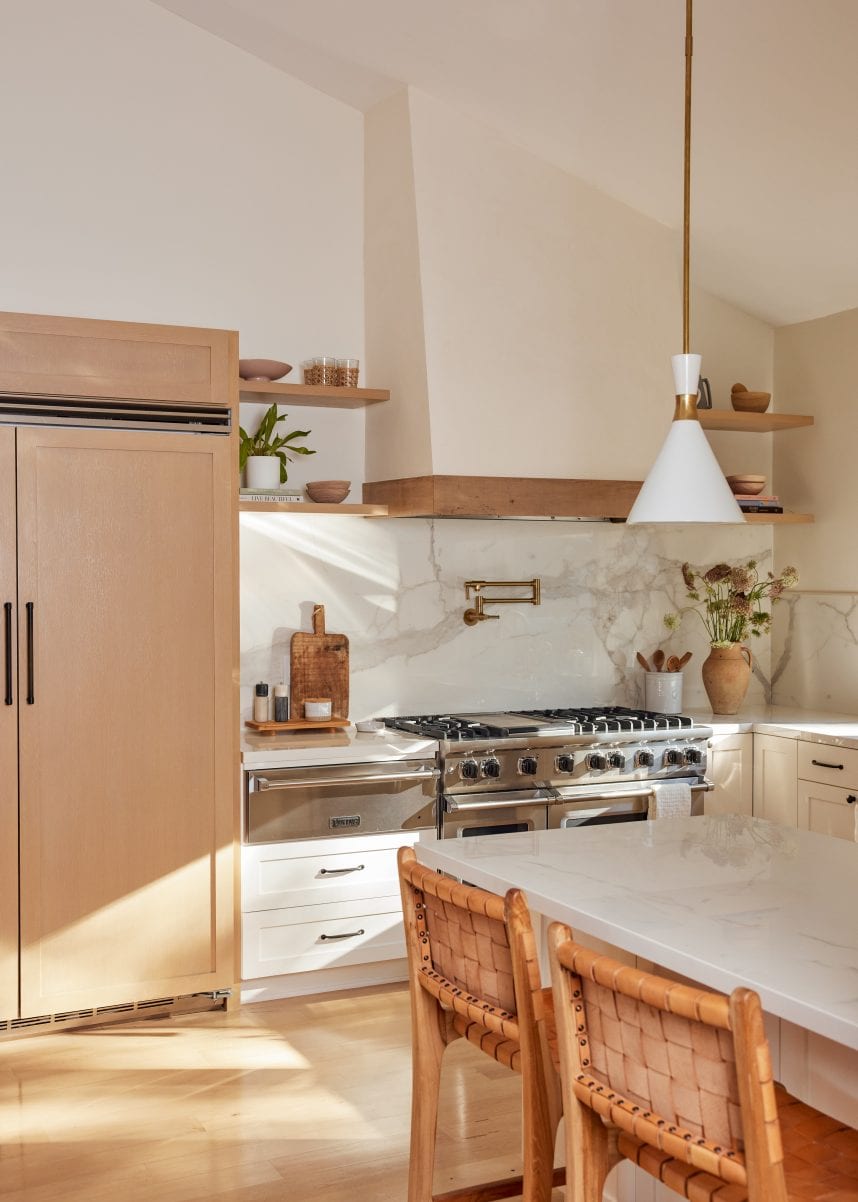 How To Choose The Best Stool For Your Kitchen Island - arinsolangeathome