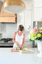 Best Kitchen Tablet For Staying Organized & Cooking - arinsolangeathome